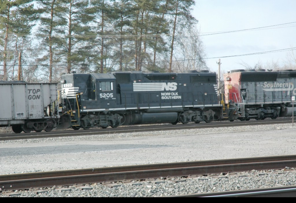 NS 5205, East on NS